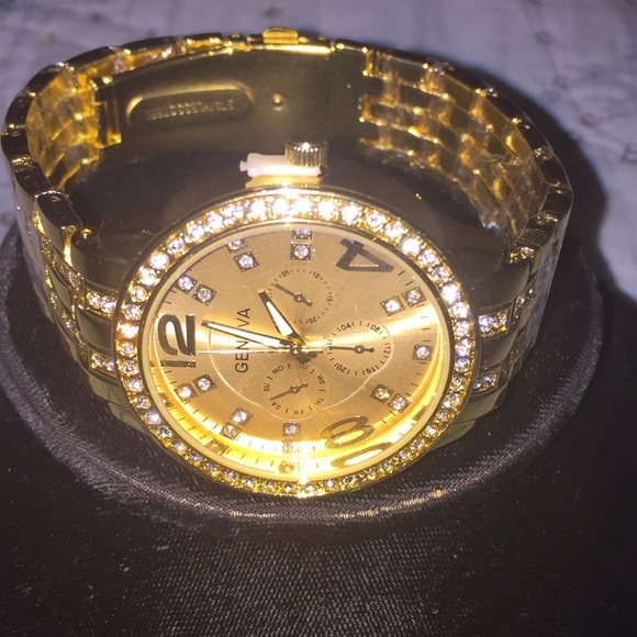 Geneva | Jewelry | Chain Link Band Crystal Unisex Watch | Poshmark